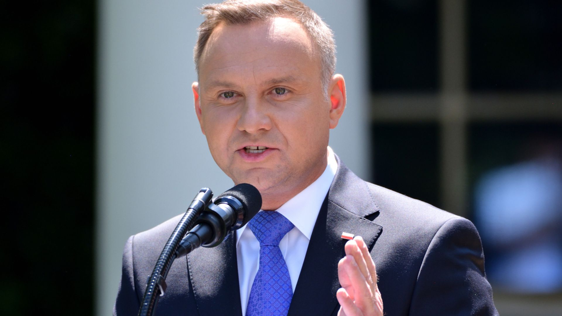 Hot 16 challenge 2: Prezydent Andrzej Duda podjął wyzwanie Zeusa ...