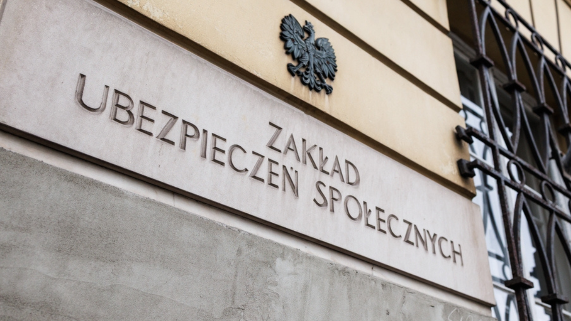 ZUS informuje o przerwach. Czasowe zakłócenia w działaniu systemu ...