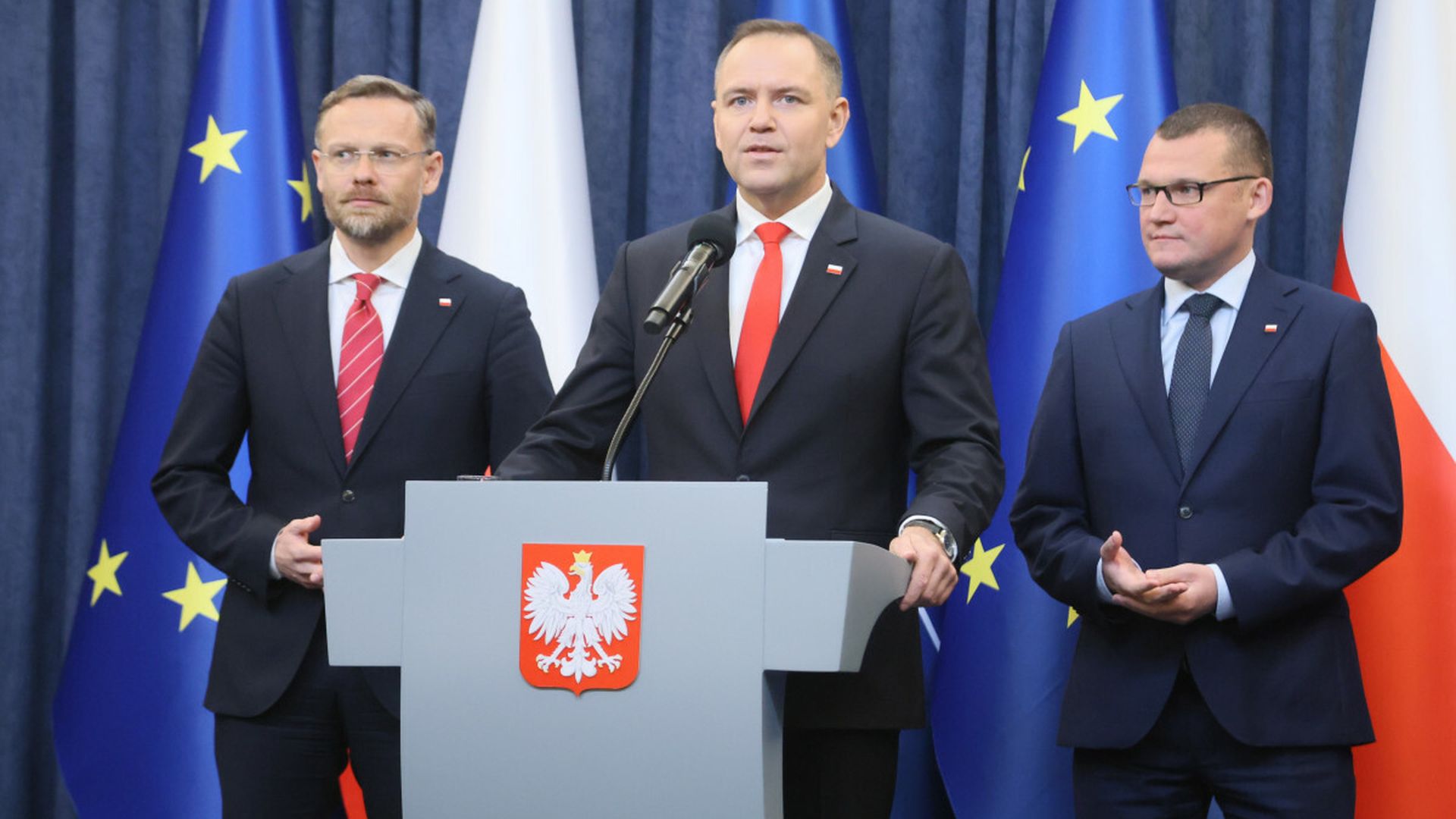 Trzy weta Nawrockiego jednego dnia. Prezydent zatrzymał kluczowe ustawy ...