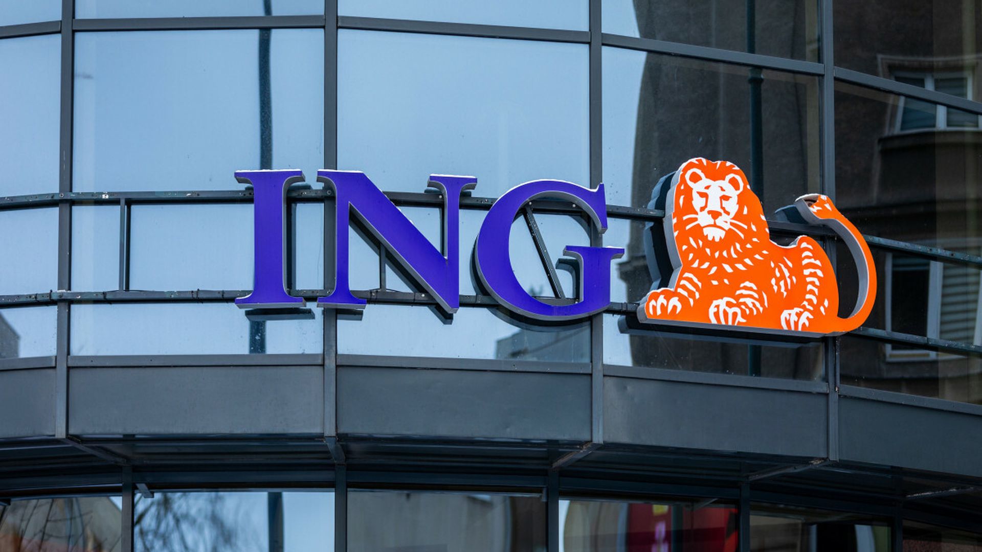 ING Bank Śląski wprowadza zmiany w cenniku. Od listopada nowe zasady ...