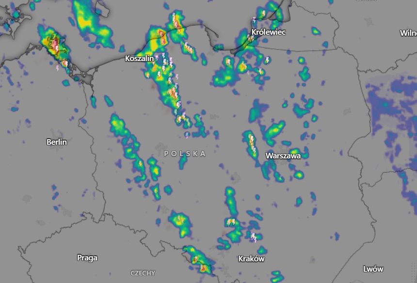 Gdzie jest teraz burza? RADAR NA ŻYWO, mapa burz i opadów online ...