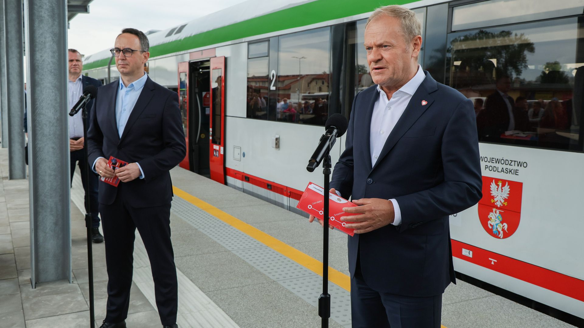 Łomża wraca na kolejową mapę Polski. Tusk: Uruchamiamy bezpośrednie ...